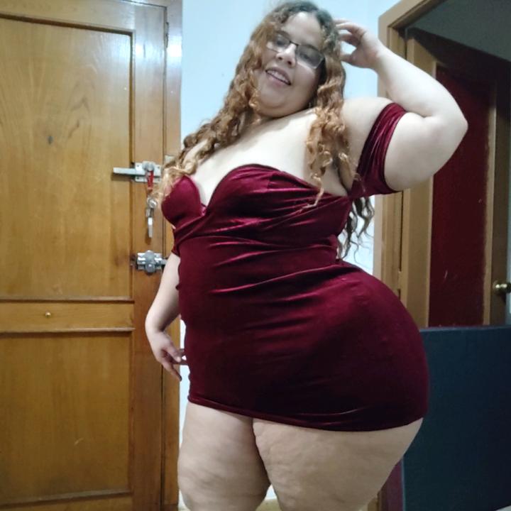 ig : eris_bbw of 💙 @eris_pearshaped - TikTok