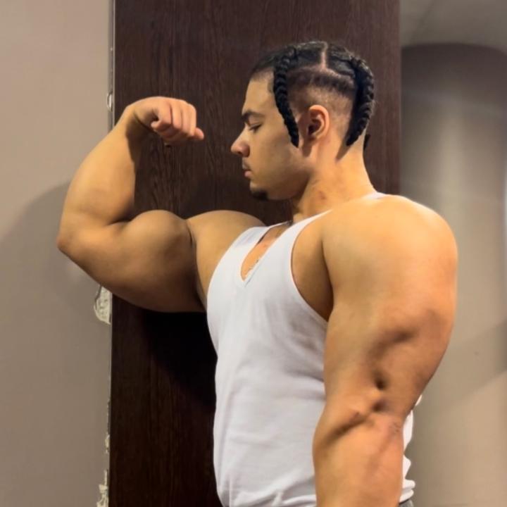 Mizuyama.de code:buff10 / fake weapon @buff_weeb - TikTok Video