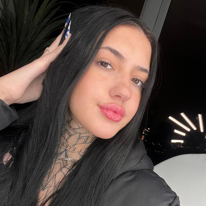 🦄 @mia_rezanowiczz - Mia Rezanowicz 👸🏻 - TikTok