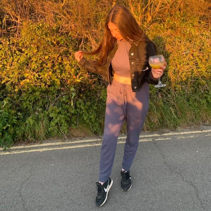 🦄 @lilyf_official - Lily Forde - TikTok